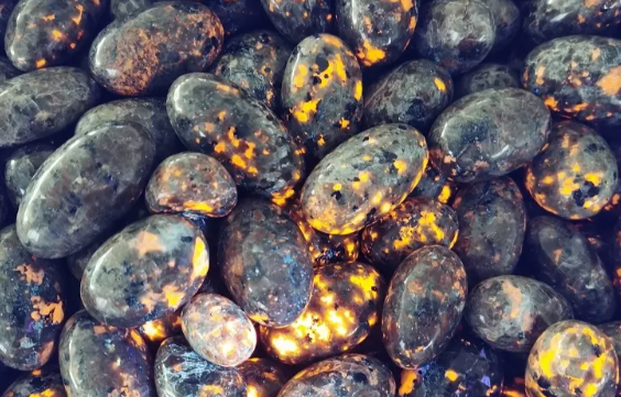 Yooperlite - MineCrystals